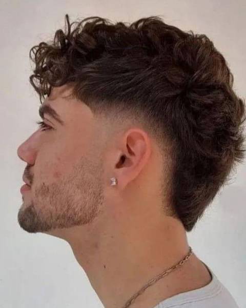 10 Potongan Rambut Burst Fade Terbaik, Keren dan Stylish | IDN Times