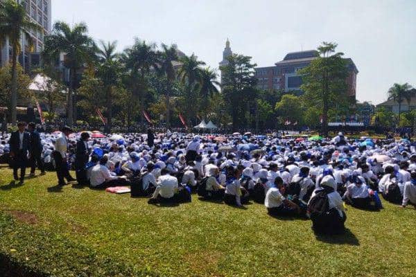 Apakah Ospek Wajib Diikuti Maba? Begini Aturan Resminya! | IDN Times