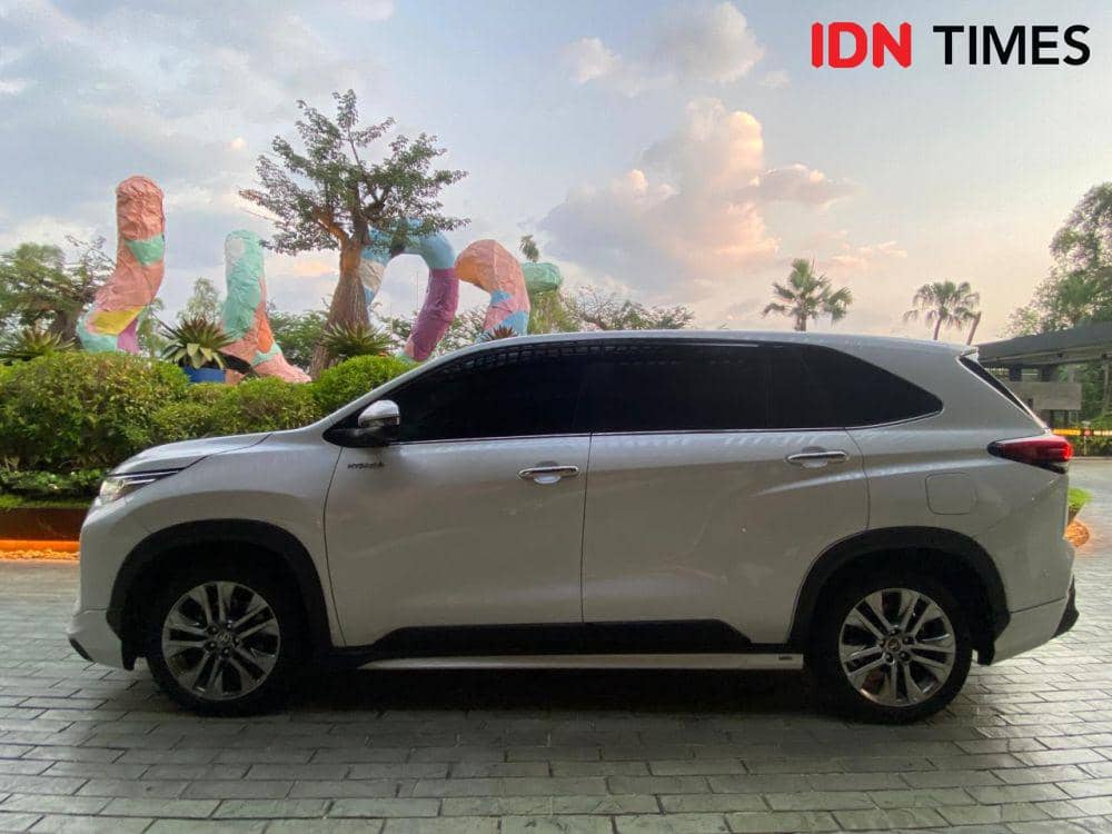 New Innova Zenix: Spesifikasi, Harga, dan Fitur | IDN Times