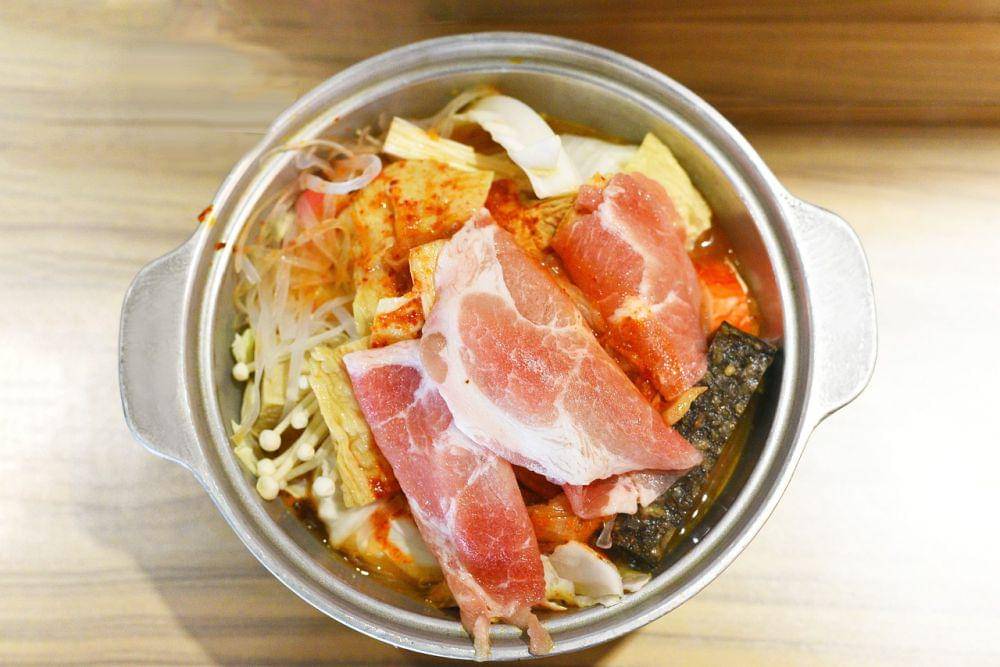 41 Daftar Menu dan Harga Raa Cha Suki & BBQ Terbaru 2024 | IDN Times