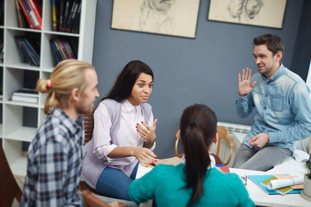 7 Ide Ice Breaking Seru untuk Perkenalan, Games Rantai Nama! | IDN Times