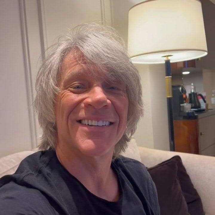 Biodata dan Profil Jon Bon Jovi, Gagalkan Upaya Bunuh Diri | IDN Times