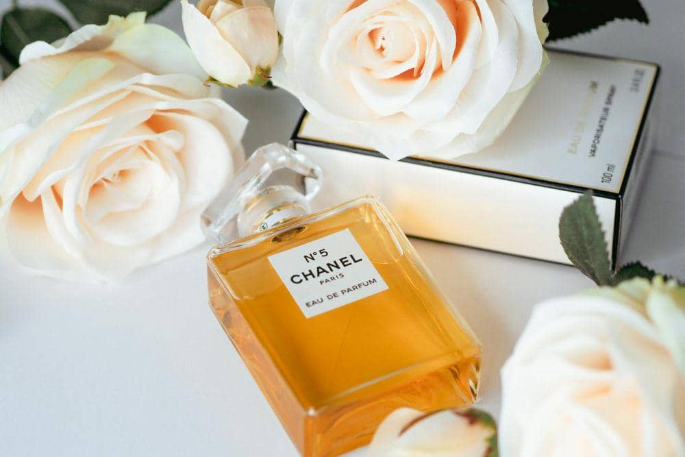 Mengenal Istilah Top, Middle, dan Base Notes pada Parfum | IDN Times