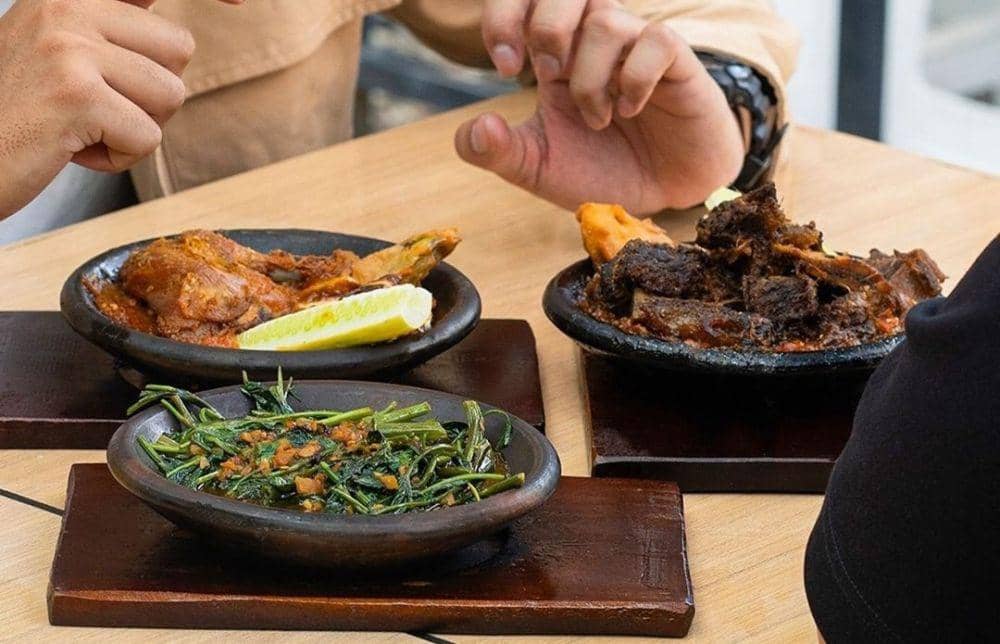 53 Daftar Menu Sambal Bakar Indonesia Terlengkap 2025 | IDN Times