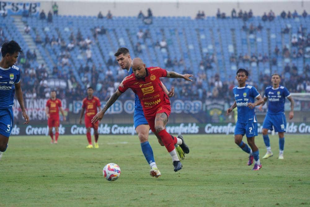 Klasemen Liga 1 2024/25: Persija Hantui Persib | IDN Times