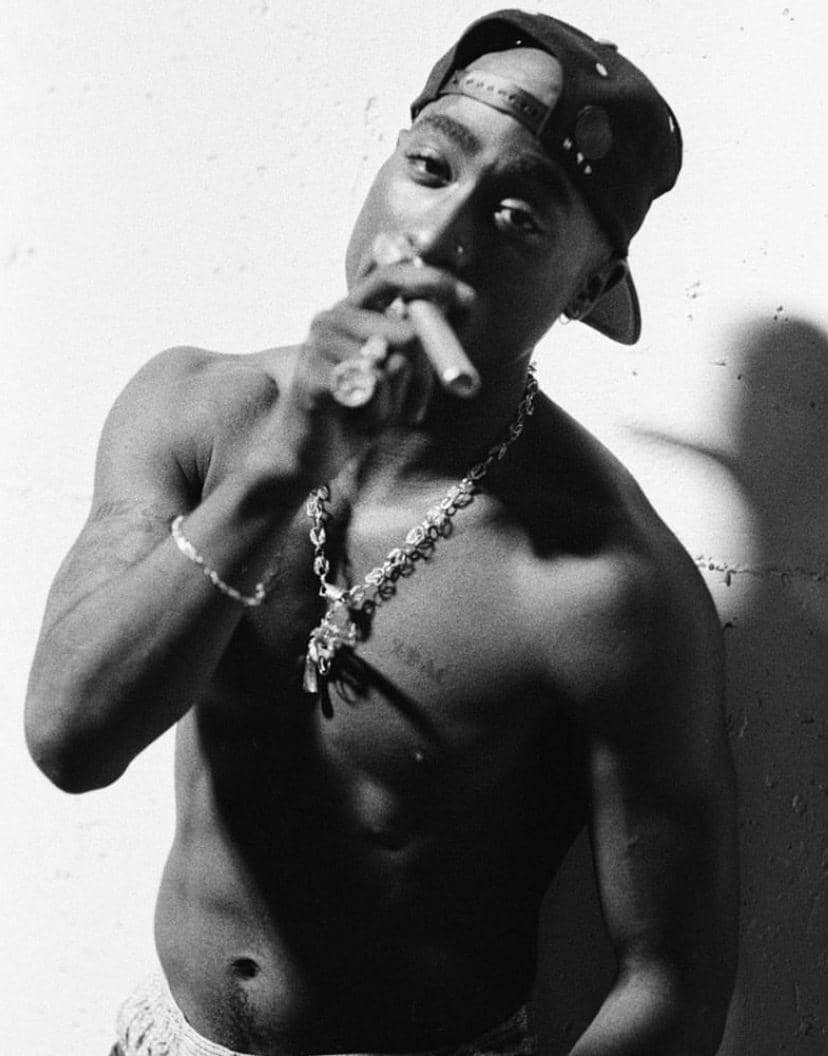 Profil Tupac Shakur | IDN Times