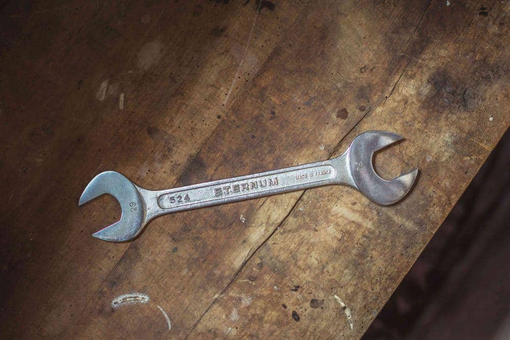 15 Jenis Hand Tools dan Fungsinya, dari Obeng hingga Tang | IDN Times