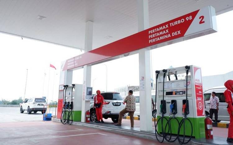 3 Perbedaan Pertamax Green 95 dan Pertamax Biasa | IDN Times