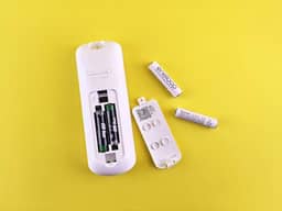 5 Cara Memperbaiki Remote TV yang Tidak Merespons | IDN Times