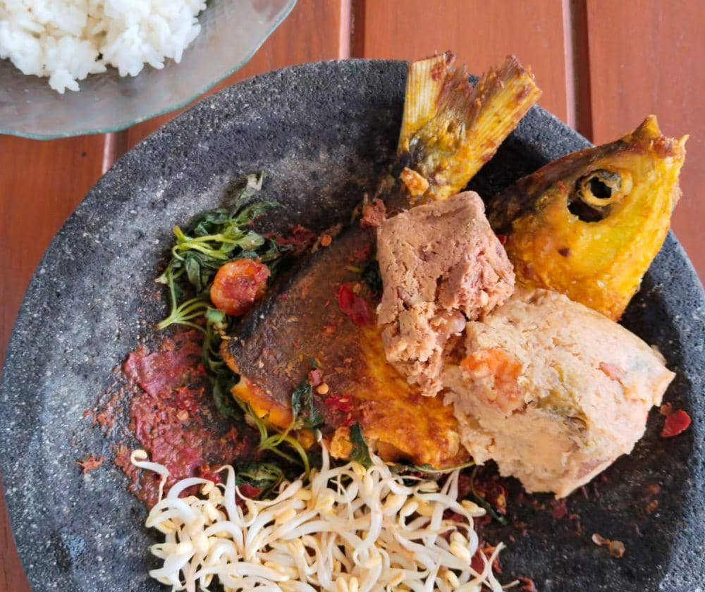 10 Ragam Botok Khas Berbagai Daerah, Terbuat dari Tawon! | IDN Times