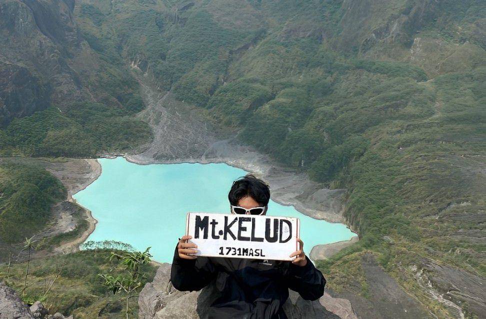 Jalur Pendakian Gunung Kelud yang Populer bagi Pendaki | IDN Times