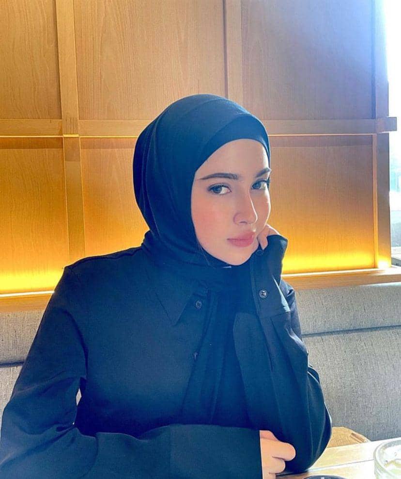Siapa Miskah Shafa, Istri Yislam Jaidi? | IDN Times
