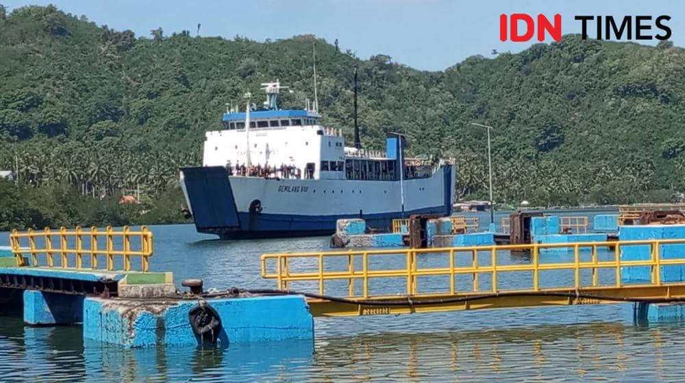 Jadwal Lengkap Kapal Feri Rute Lombok-Bali Senin 10 November 2025 | IDN ...