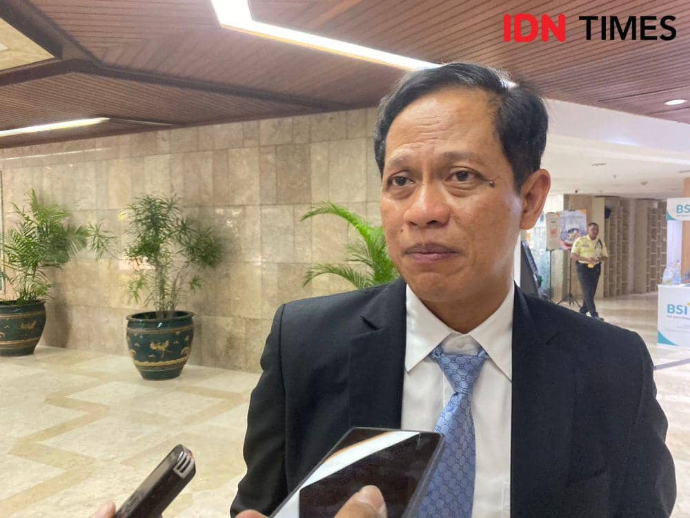 Profil Hanif Faisol Nurofiq, Menteri Lingkungan Hidup | IDN Times