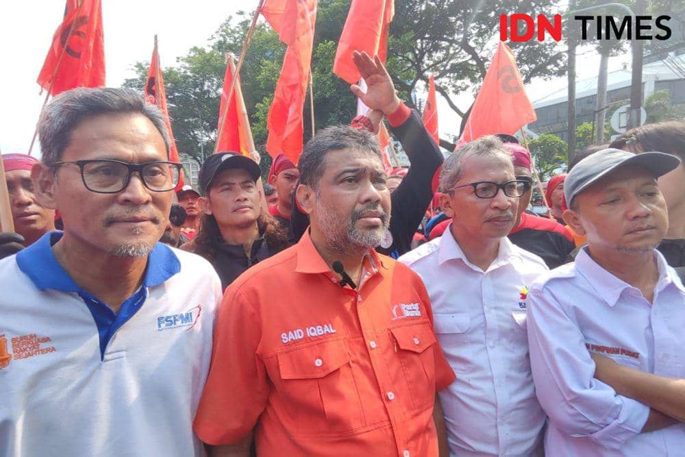 Buruh Gelar Aksi di Istana Merdeka Hari Ini, 1.392 Polisi Disiagakan ...
