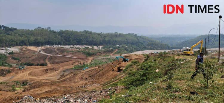 Alasan Pemprov Jabar Ubah Skema Pengangkutan Sampah di TPA Sarimukti | IDN Times Jabar