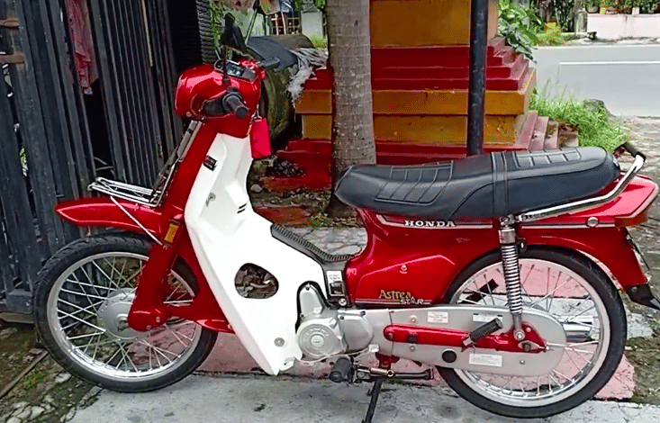 10 Honda Astrea di Indonesia, Motor Bebek Legendaris nih! | IDN Times