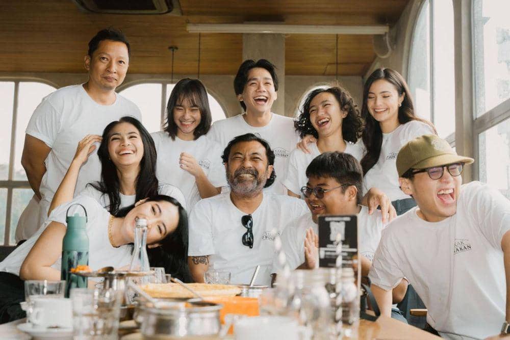 Sinopsis Film 1 Kakak 7 Ponakan | IDN Times