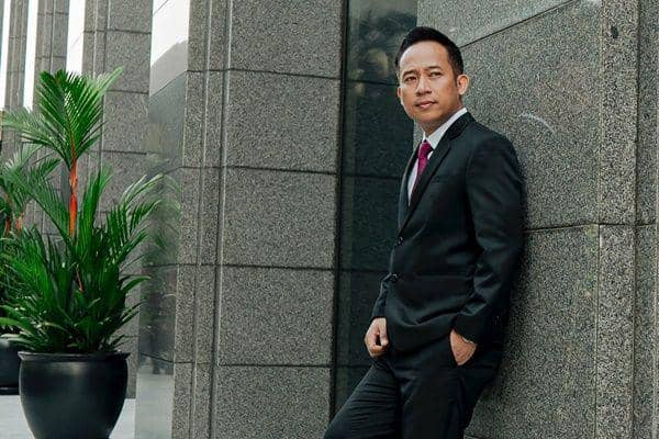 Biodata dan Profil Denny Cagur, Dari Komedian ke Kursi DPR | IDN Times