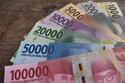 Rupiah Jatuh ke Rekor Terburuk Rp17.500, Purbaya Turun Tangan Bantu BI ...