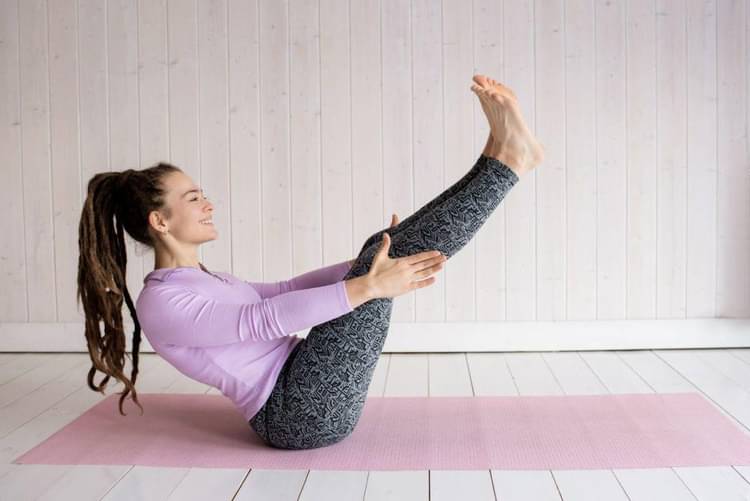10 Alat Pilates yang Wajib Dimiliki untuk Latihan di Rumah | IDN Times