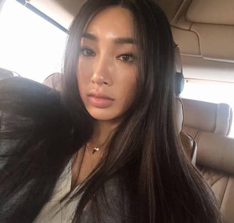 Siapa Moon Gabi, Model yang Punya Anak dengan Jung Woo Sung? | IDN Times