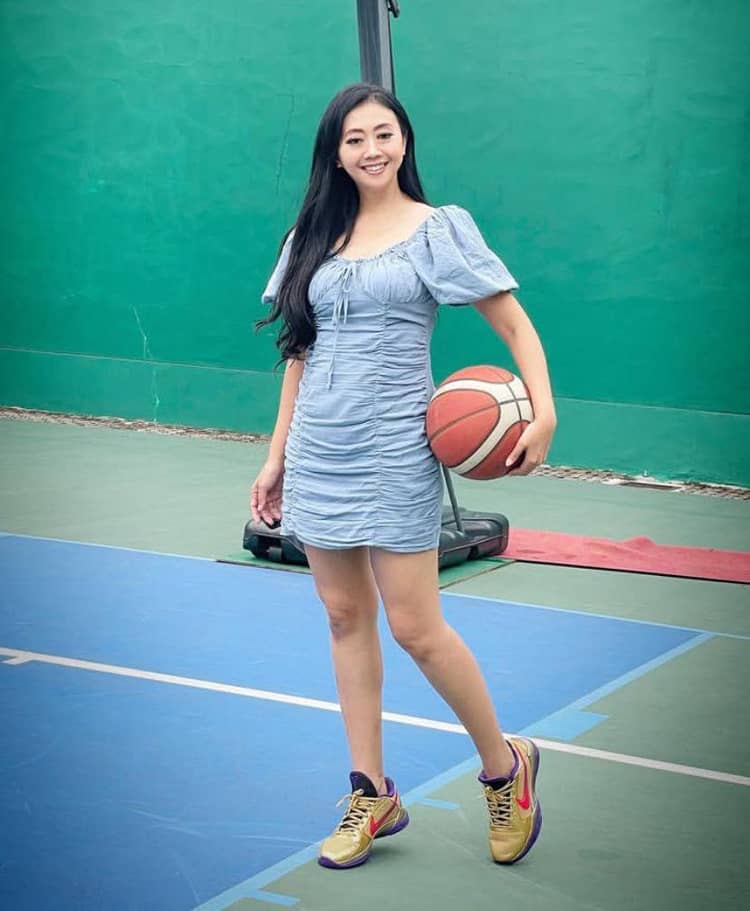 Biodata dan Profil Asri Welas | IDN Times