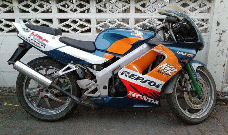 Kenapa Honda NSR 150 Bekas Harganya Mahal? Ini Alasannya | IDN Times
