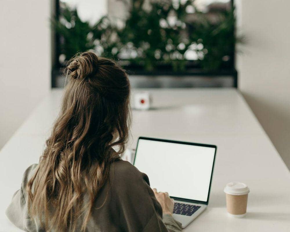 Kapan KIP Kuliah 2025 Semester 3 Cair? Ini Informasi Lengkapnya | IDN Times