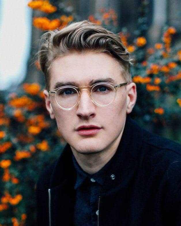 15 Ide Model Rambut Pria Kantoran yang Rapi dan Keren | IDN Times