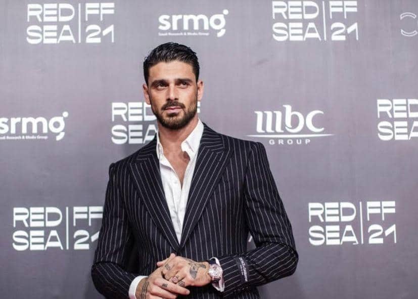 Biodata dan Profil Michele Morrone, Dikenal Berkat 365 Days | IDN Times