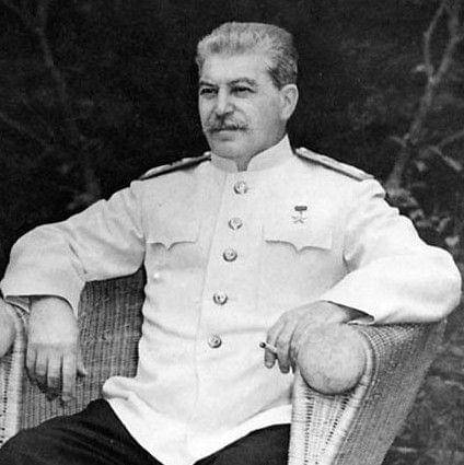 6 Fakta Joseph Stalin, Diktator Paling Kejam dalam Sejarah | IDN Times