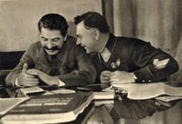 6 Fakta Joseph Stalin, Diktator Paling Kejam dalam Sejarah | IDN Times