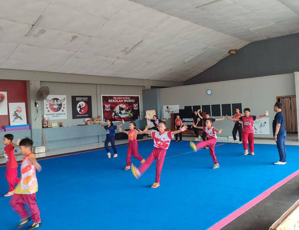 40 Atlet Wushu Denpasar Ikut Kejuaraan INAIKC 2024 di Kuta | IDN Times Bali