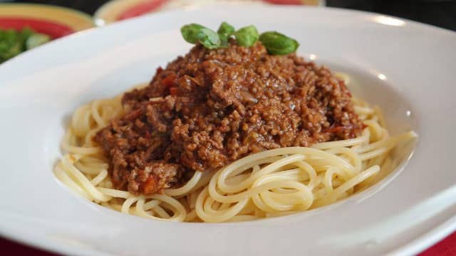 Resep Spaghetti Bolognese ala Restoran Italia, Rasanya Bikin Ketagihan ...