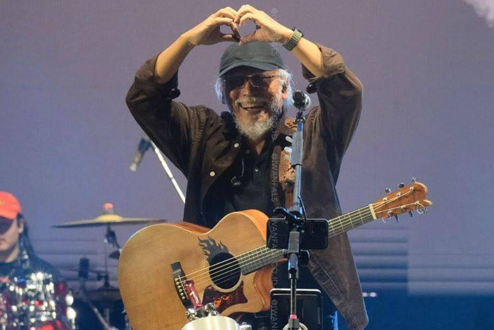 Lirik Lagu Ibu - Iwan Fals dan Maknanya | IDN Times