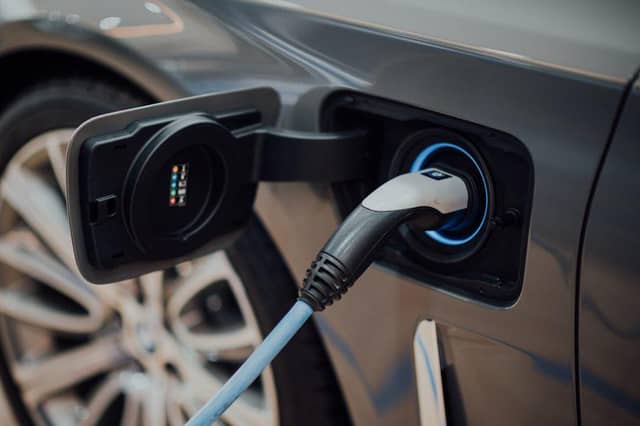 Kenapa Baterai Solid State Jadi Masa Depan Mobil Listrik? | IDN Times