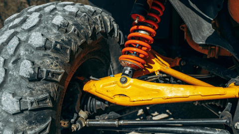 5 Risiko Mobil Sering Menghantam Lubang, Bikin Dompet Jebol | IDN Times
