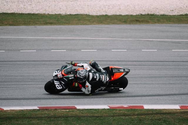 4 Pembalap Aprilia yang Menang MotoGP | IDN Times