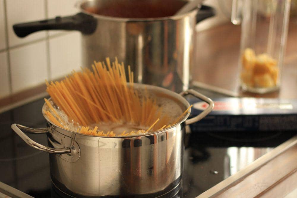 Resep Spaghetti Bolognese ala Restoran Italia, Rasanya Bikin Ketagihan ...