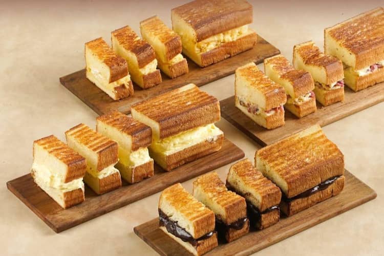 Daftar Menu Bolu Bakar Tunggal Bandung yang Populer | IDN Times