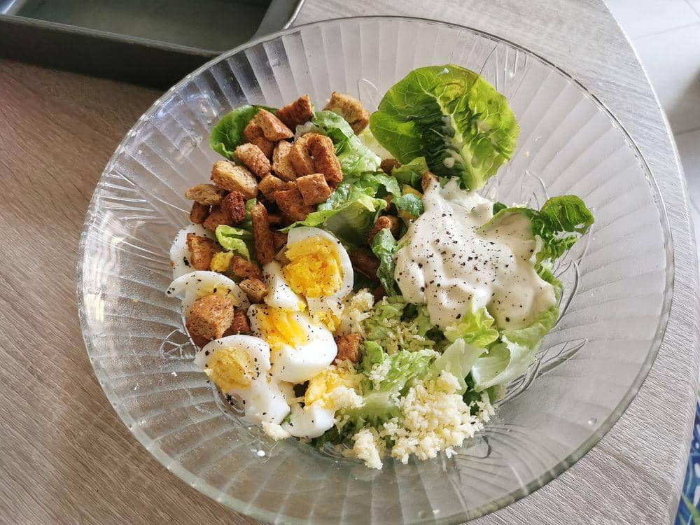 10 Dressing yang Cocok untuk Salad, Bikin Kaya Rasa | IDN Times