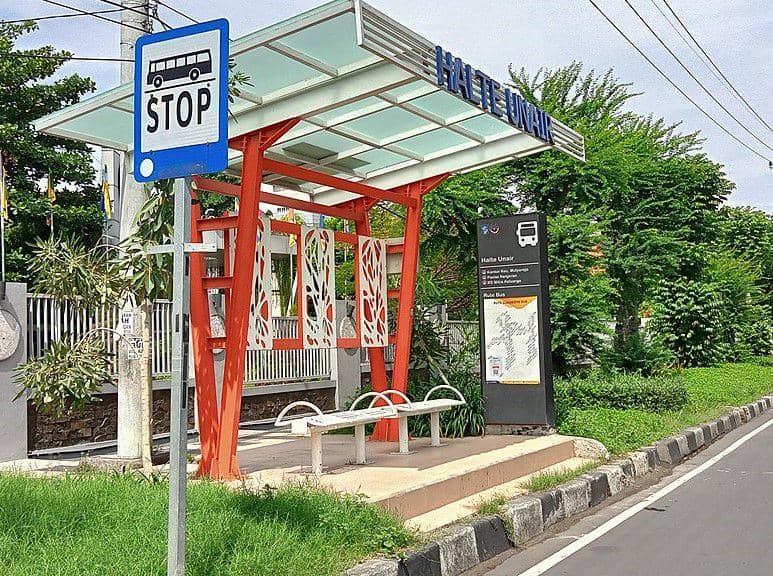 Rute, Jadwal, dan Tarif Suroboyo Bus Terbaru 2025 | IDN Times Jatim