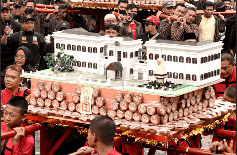Jadwal Grebeg Sudiro 2025 di Solo, Uniknya Parade Dua Budaya | IDN Times