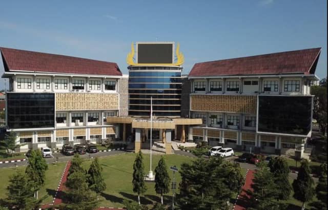 12 Universitas Jurusan Manajemen Bisnis Akreditasi A | IDN Times