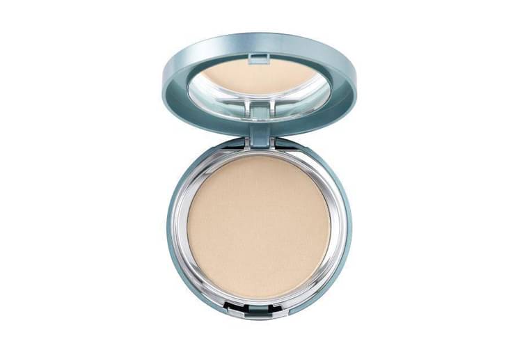 10 Bedak yang Semakin Berkeringat Semakin Bagus, Flawless! | IDN Times