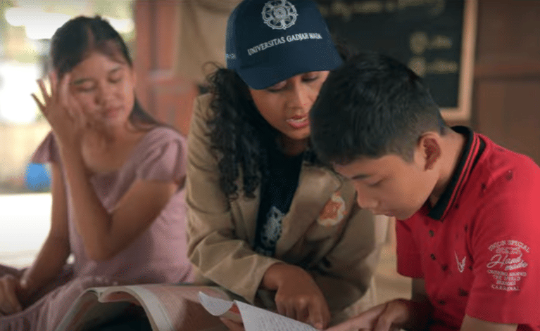 6 Cara Bayar UKT UGM 2025, Perhatikan Baik-baik! | IDN Times