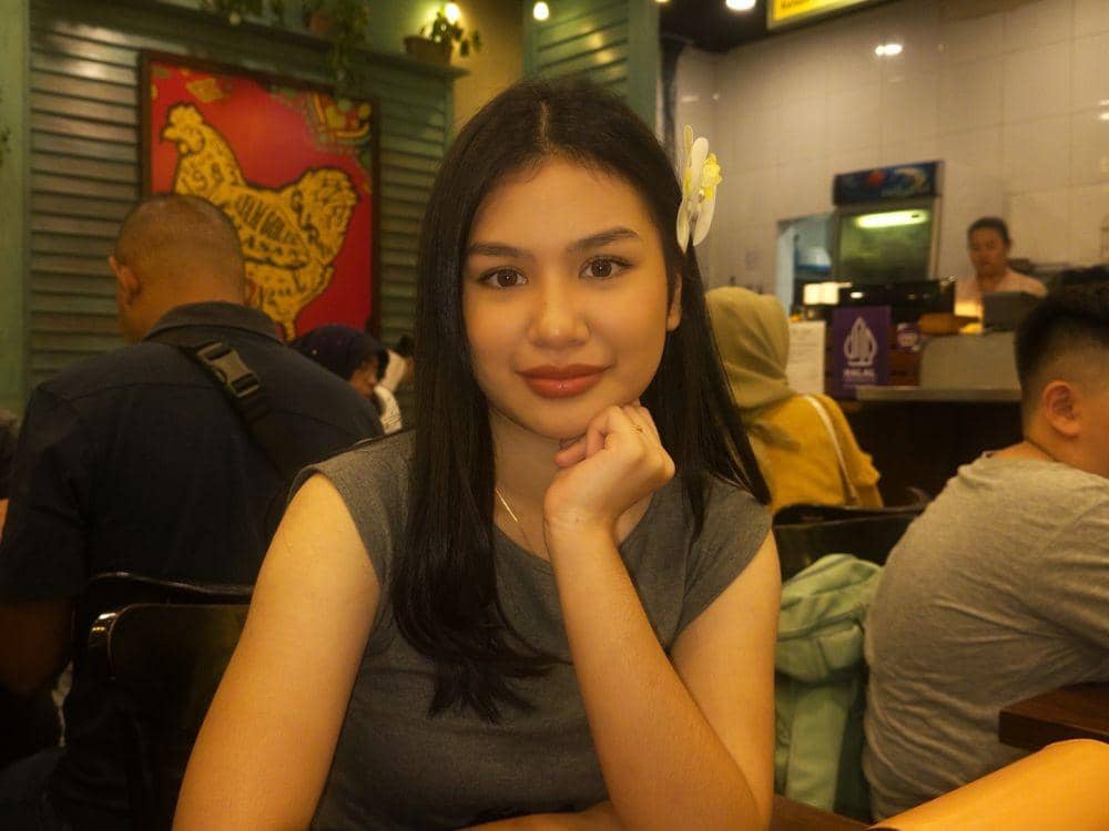 Biodata dan Profil Vanessa Zee Indonesian Idol | IDN Times