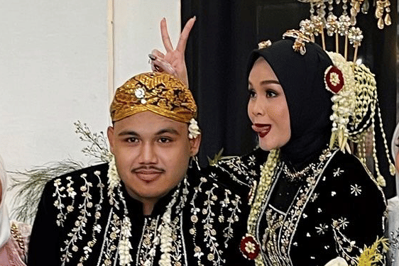 Profil Dimansyah Laitupa, Kini Resmi Nikahi Salma Salsabil | IDN Times