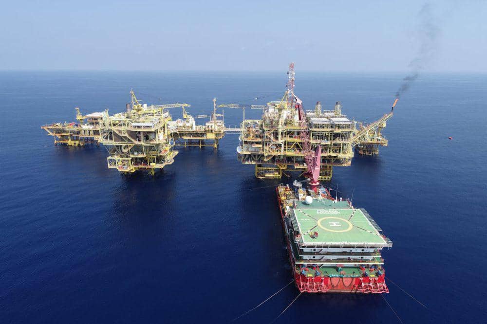 Memahami Perbedaan Sektor Upstream dan Downstream di Industri Migas ...